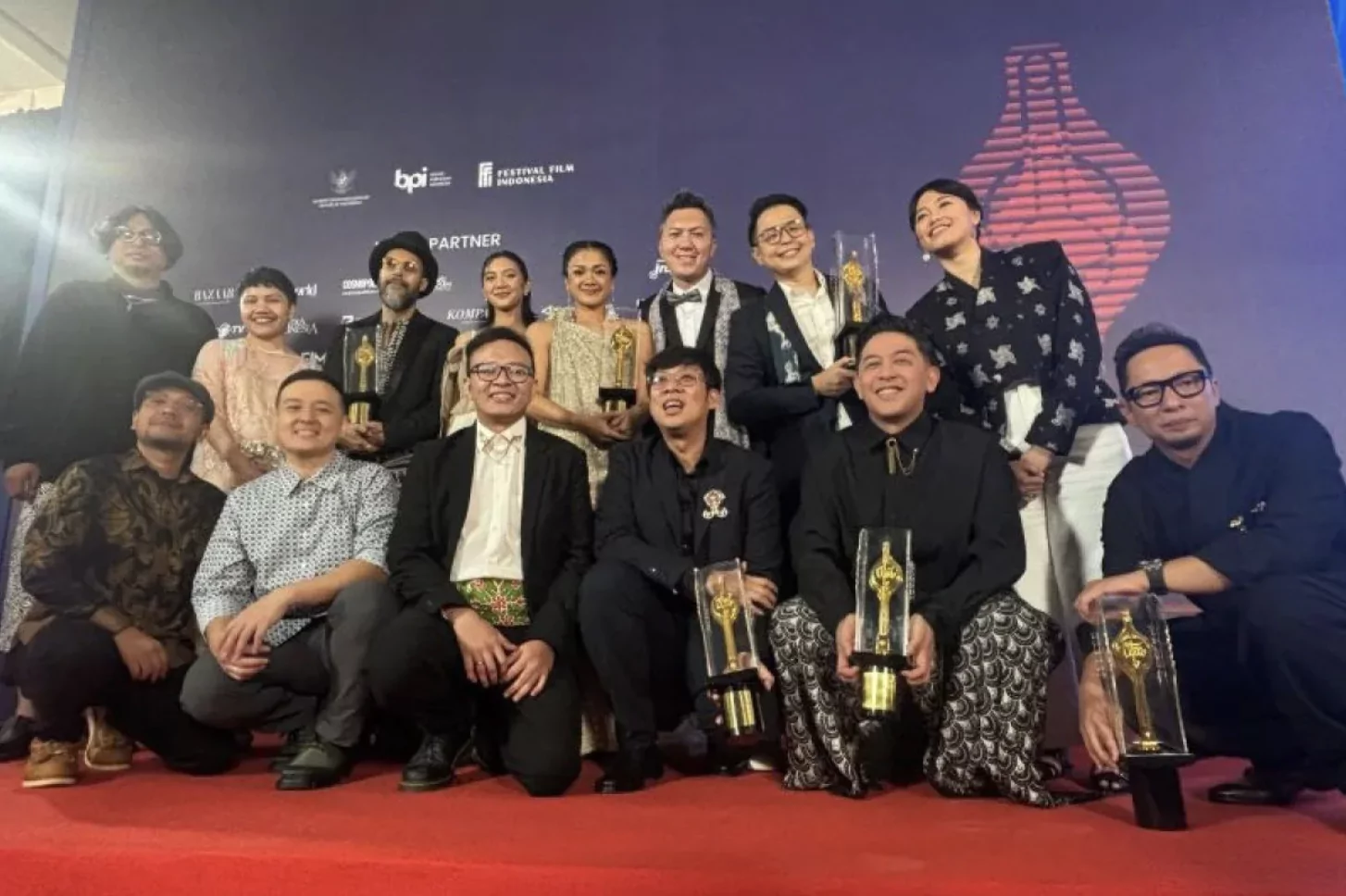 15 Sutradara Terbaik di Indonesia Pemenang Piala Citra FFI