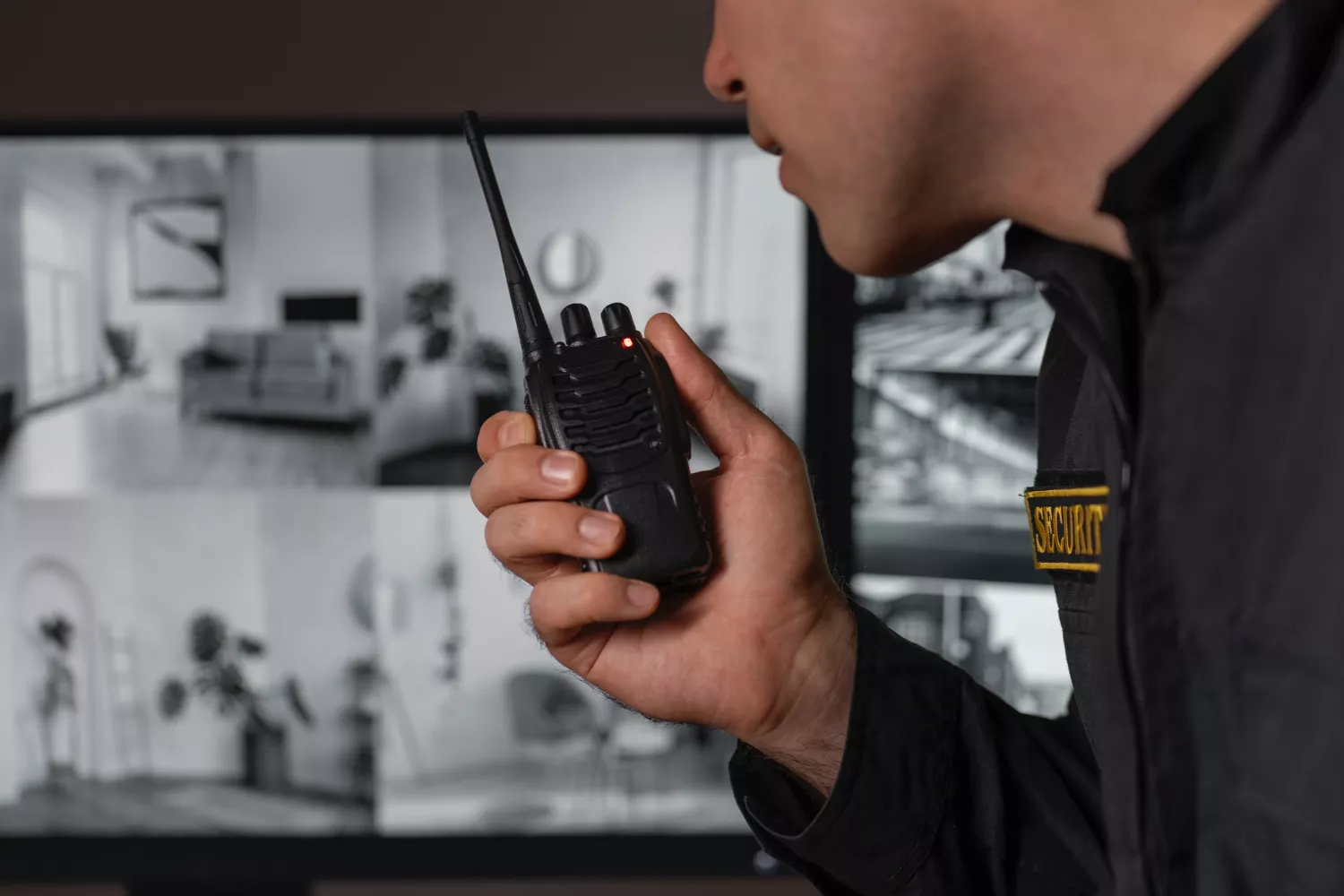 Walky Talky vs Handy Talky: Apa Bedanya?